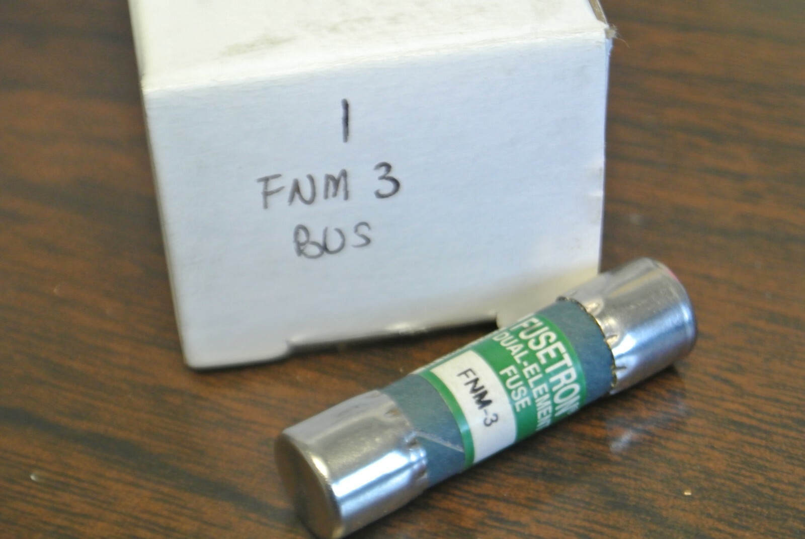 BUSS FNM3 DUAL-ELEMENT FUSE / 3A / 250V / NEW SURPLUS / FNM-3 | eBay