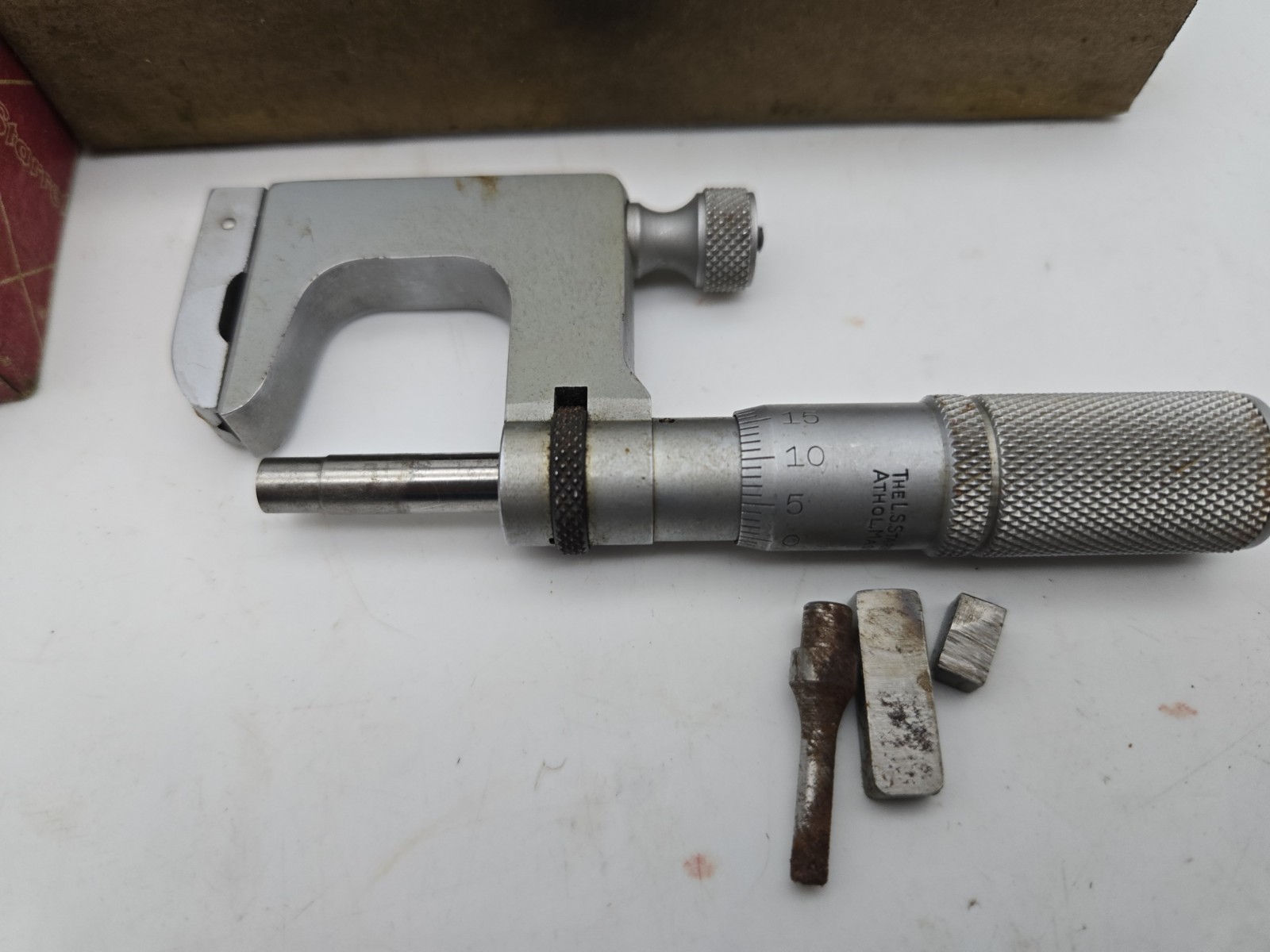 Vintage Starrett Anvil micrometer No. 220 - 1”, excellent in original ...