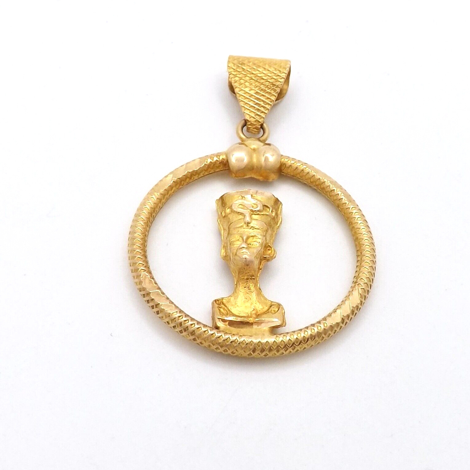 18K Gold Egyptian Queen Nefertiti in Circle Charm Pen… - Gem
