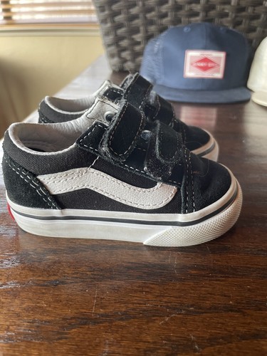 Vans Toddler's Ward V Hook and Loop Shoes Sneakers classic suede black ...