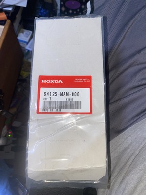 See Notes New Genuine Honda Front Garnish Emblem Badge GL1500 Goldwing ...