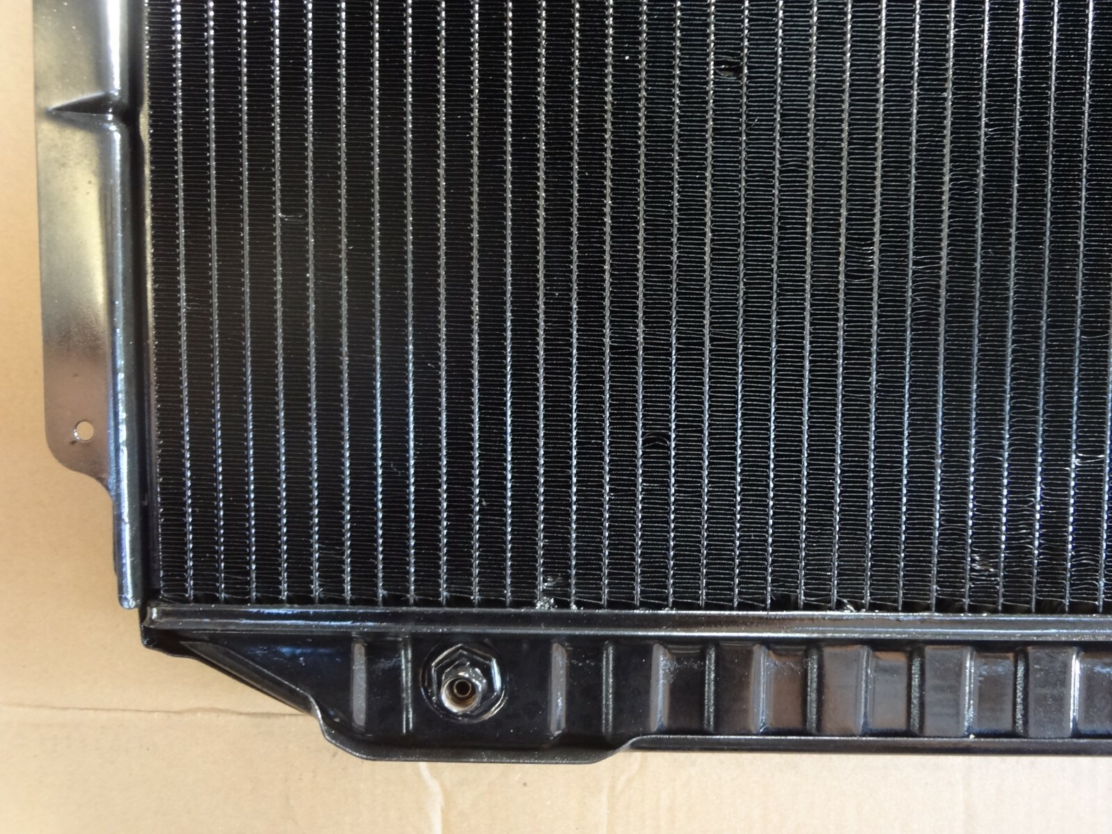 Recondition Radiator Torana LH-LX V8 Kingswood HQ-HZ *CHEV* 3 row Thin ...