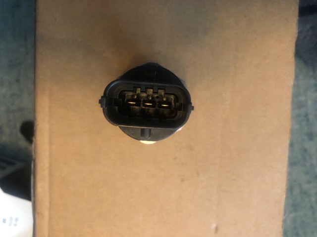 Genuine Cummins Fuel Rail Pressure Sensor 5297640 for sale online | eBay