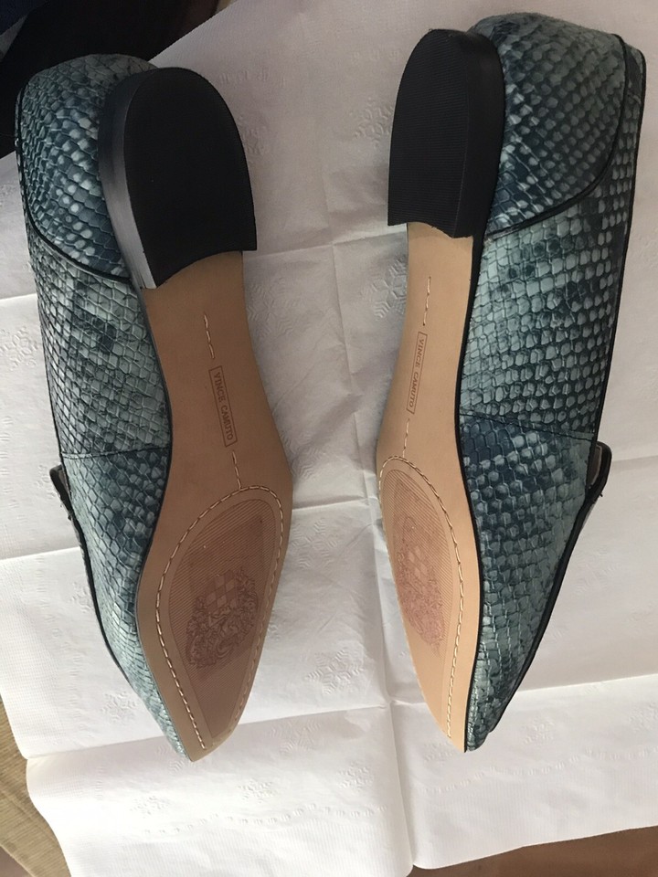 VINCE CAMUTO VC- Turq Snake Print Leather Loafer Flat Shoes Womens Size ...