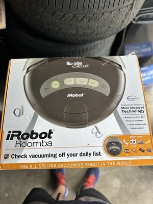 iRobot Roomba Scheduler Vacuum Cleaning Robot with Accessories & Base ...