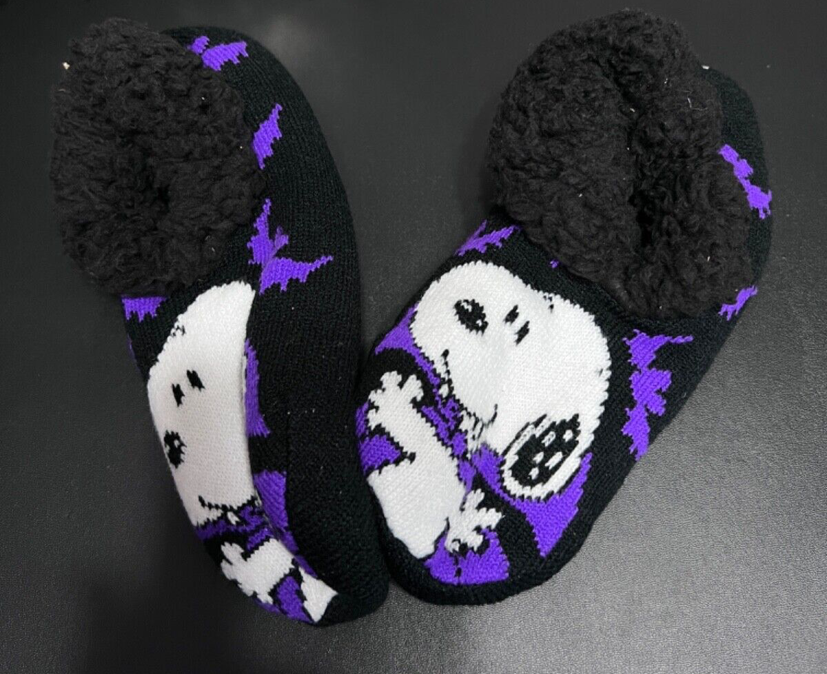 Snuggle Toes PEANUTS Womens 4-8 SOCK SLIPPERS SNOOPY Purple Black ...