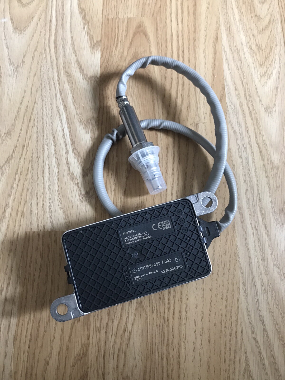 Genuine MERCEDES ACTROS NOX Sensor Exhaust A0111537328 Euro 6 for sale ...