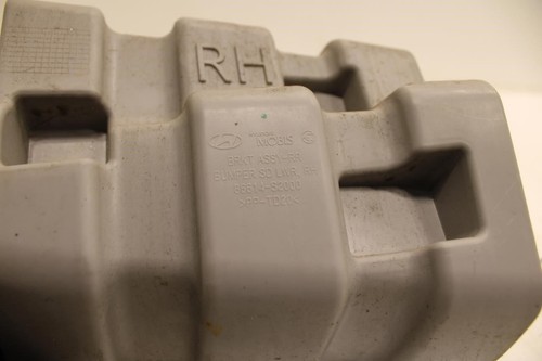 2019-2020 Hyundai Santa Fe Rear Right Bumper Lower Support Bracket ...