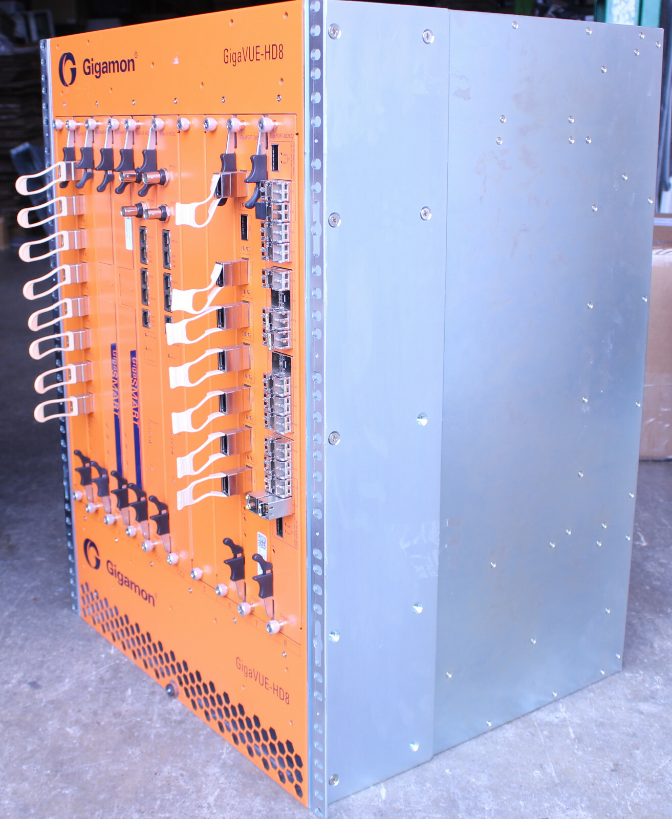 Gigamon Gigavue-hd8 Chassis With Modules See Description for sale ...