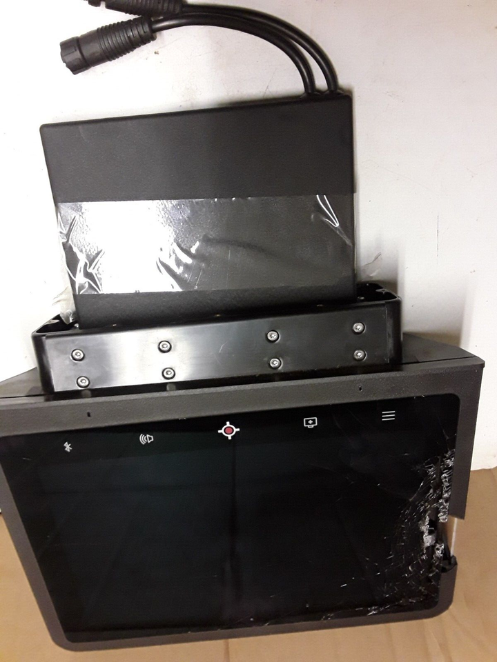 YAMATRACK SYNCWISE T10 GPS GOLF BUGGY DISPLAY DAMAGED SCREEN WITH BATTERY | eBay UK