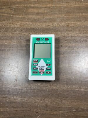 Analytical Instruments - Oxygen Analyzer