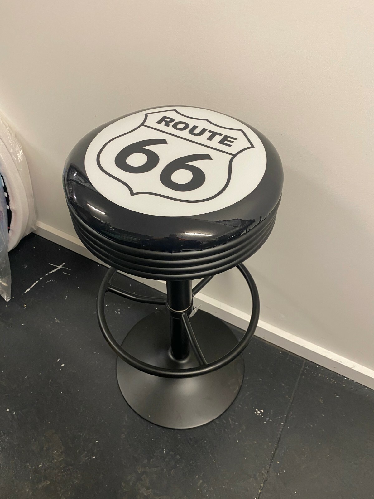 ROUTE 66 PREMIUM BLACK BAR STOOL ADJUSTABLE HEIGHT HOT ROD CADILLAC ...