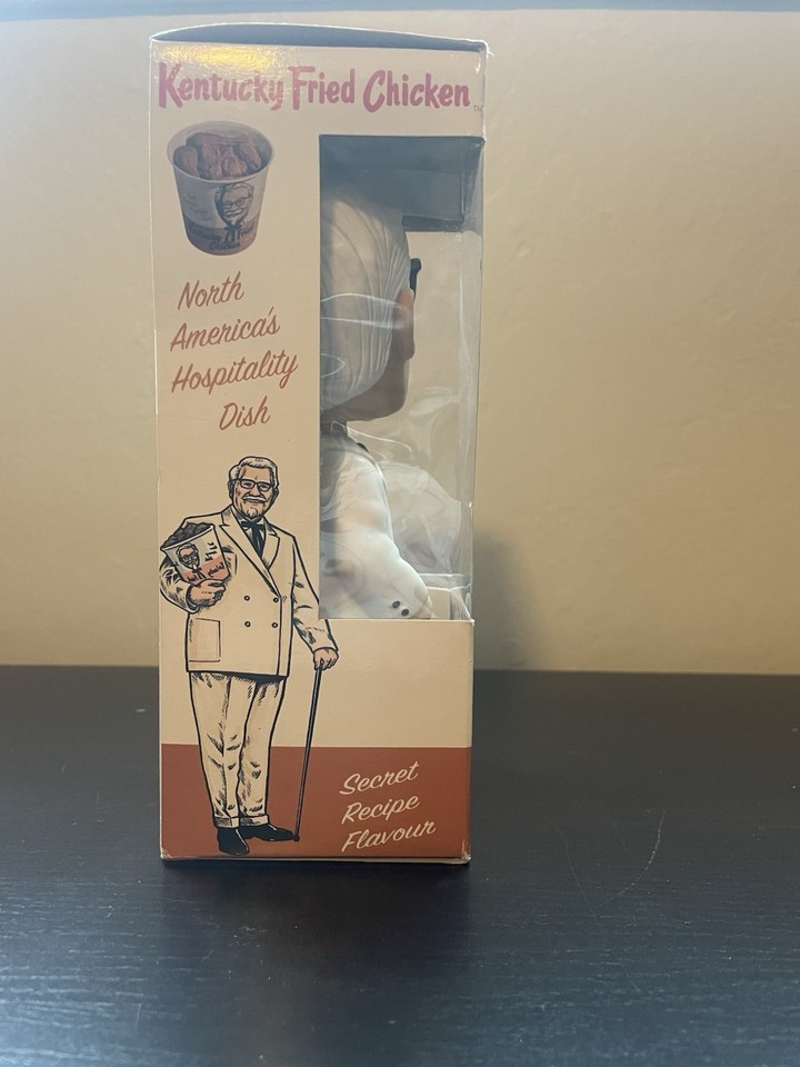 Funko Wacky Wobbler 7" Colonel Sanders Bobblehead 2001 Kentucky Fried ...