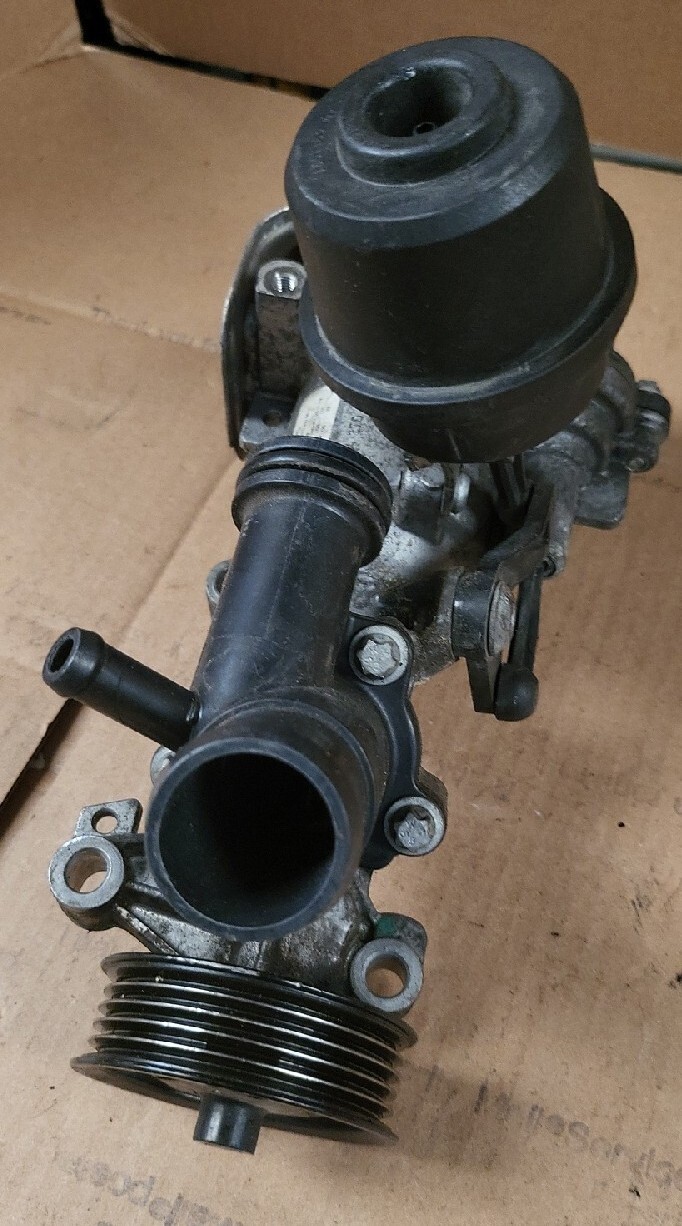 Water Pump 2702000800 2702000000 For Mercedes A-CLASS (W176) A160 A180 ...