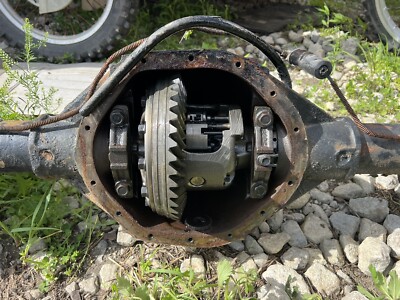 REAR DIFFERENTIAL 81-87 Chevy 20 REAR AXLE 4.10 GT5 G80 Semi Float 14 ...
