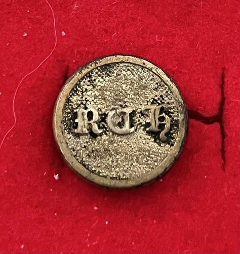 Hunt Livery Button. Rock Of Cashel Harriers (Ireland). 16mm. Clancy ...