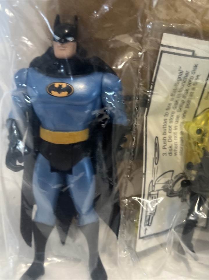 KENNER Vintage 1995 Batman Mail Away Animated Battle Helmet Action ...