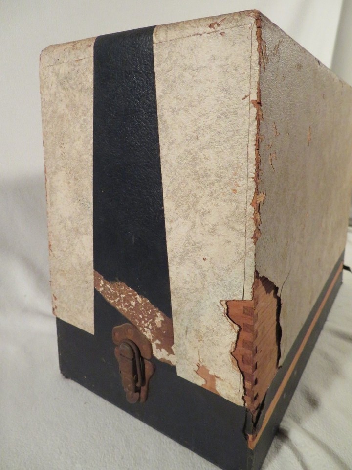 Antique 1894 Singer Sewing Machine #11927344 ~ Carrying Case & Motor ...