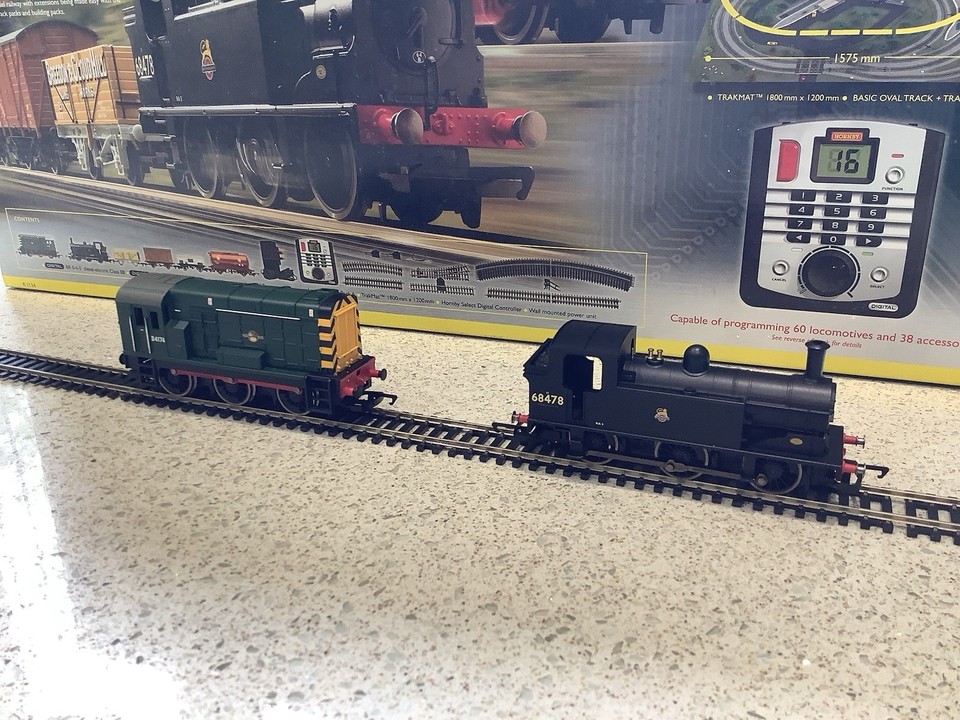 Hornby R1126 Mixed Freight OO Gauge Digital Train Set | eBay UK