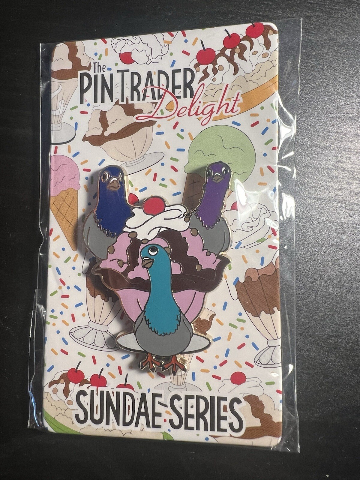 Bolt Pigeons Pin Trader Delight LE 300 | eBay