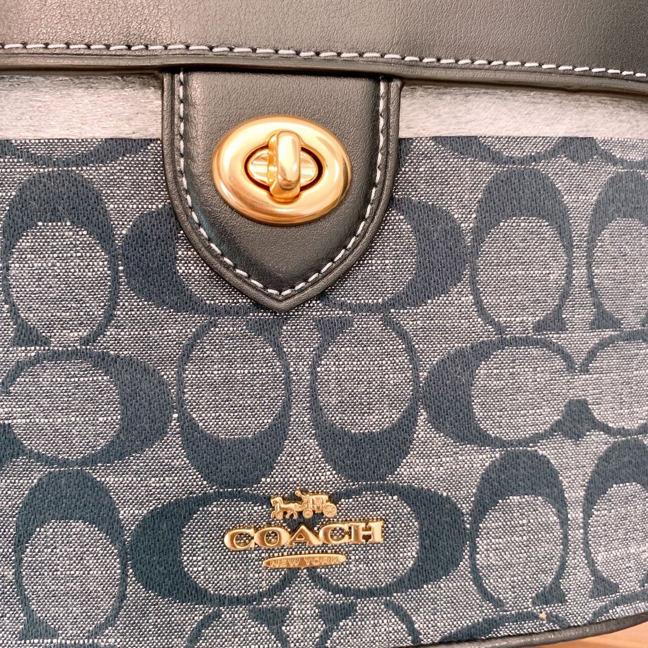 NWT Coach Kay Crossbody In Signature Chambray SO HOT! | eBay