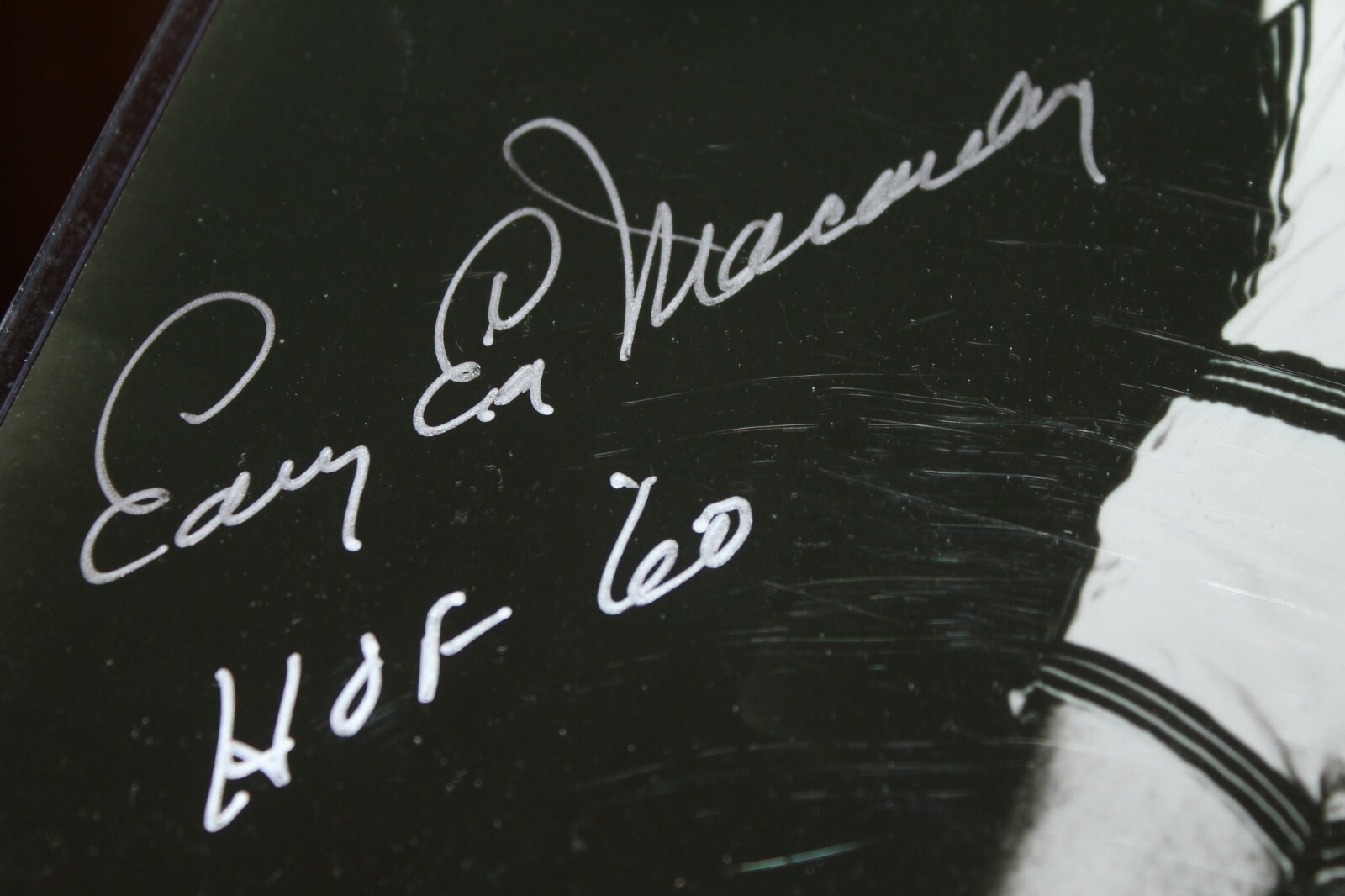 EASY ED MACAULEY HOF '60 AUTOGRAPHED HAWKS 8X10 PHOTO | eBay