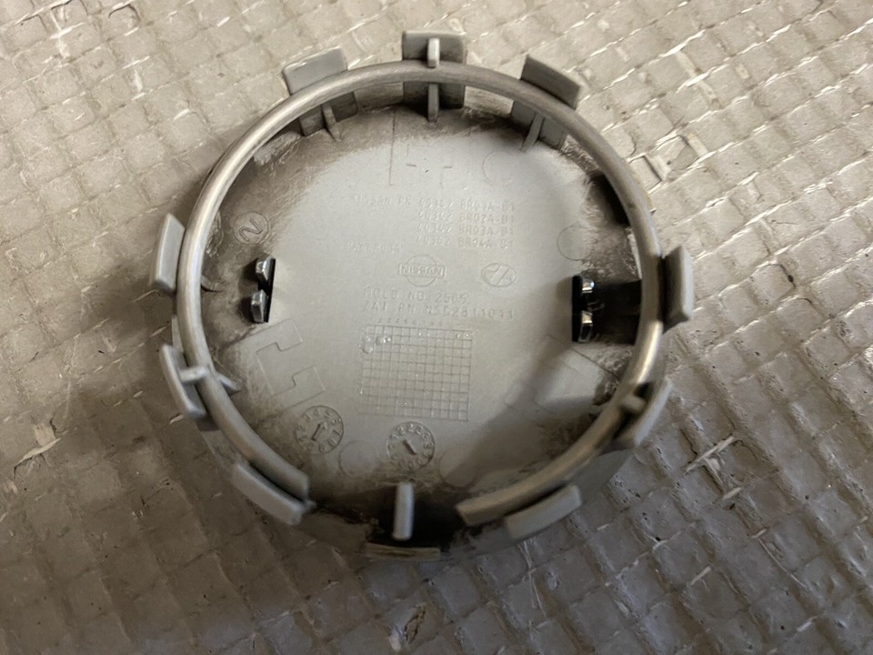 Nissan 54mm wheel centre cap 40342BR01A Grey # JL636 JL645 | eBay UK