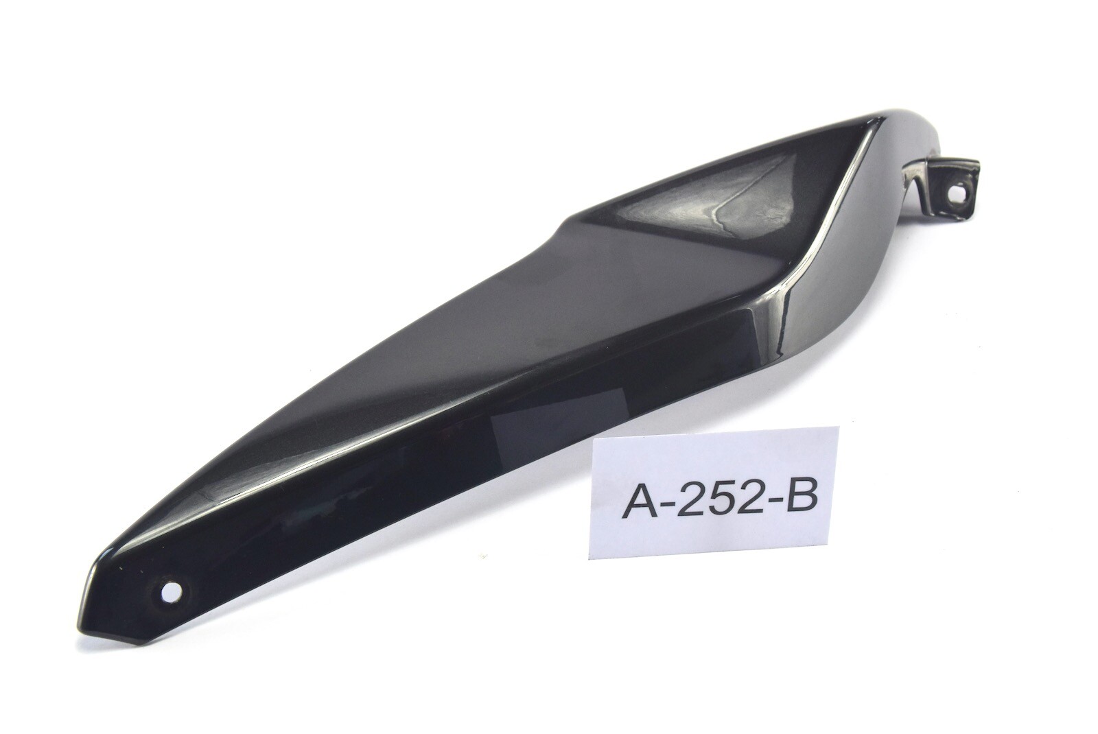 BMW K 1200 R K12R BJ 2005 - rear panel left A252B | eBay