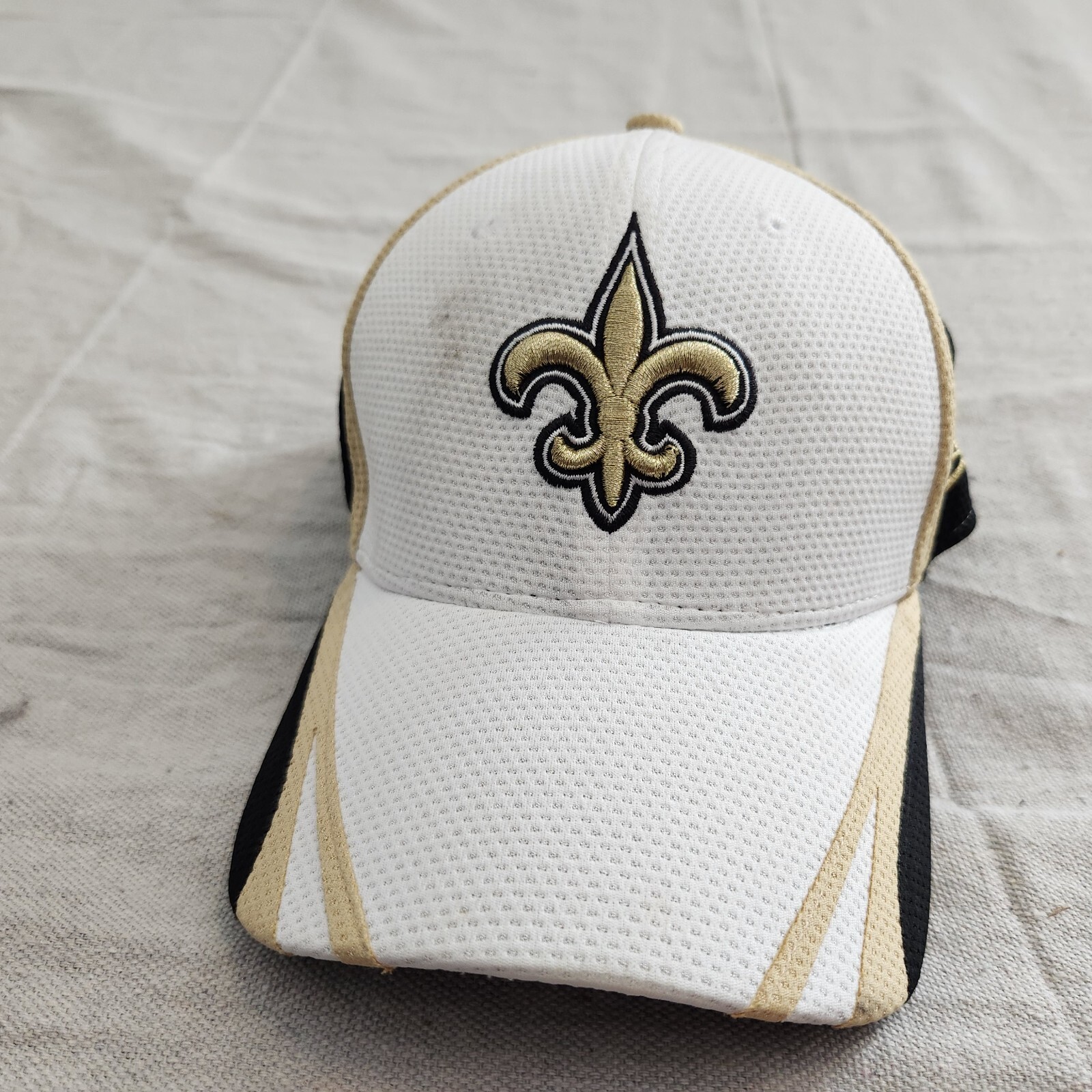 New Orleans Saints Cap Hat White Fitted Embroidered Logo New Era S/M | eBay