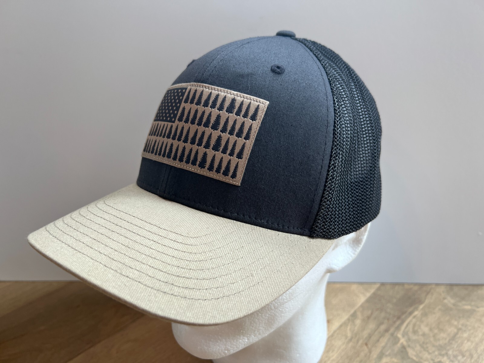 Columbia Forest Tree Flag Hat Mesh FlexFit Fitted Ball Cap Gray Tan ...