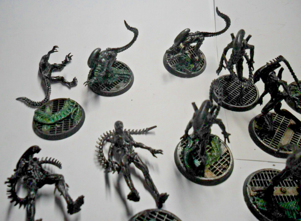 Prodos AVP Aliens vs Predator Kickstarter fifteen Alien Warriors resin ...