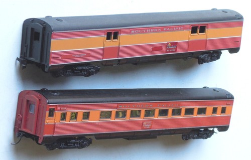 h228 HO lot of 2 Athearn SP Southern Pacific Daylight passenger cars ...