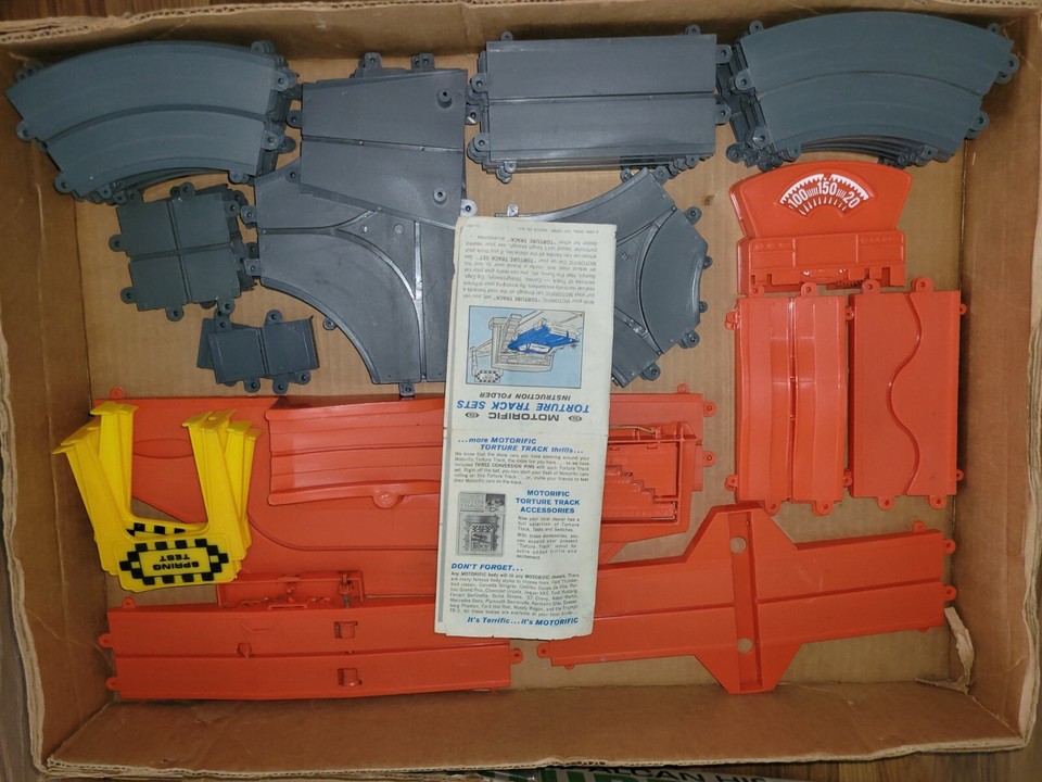 Ideal Motorific Alcan Highway Torture Track Set Vintage | eBay