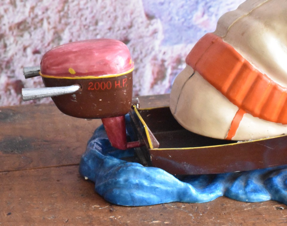 Vintage 1963 Hawk Weird-Ohs Leaky Boat Louie the Vulgar Boatman Model ...
