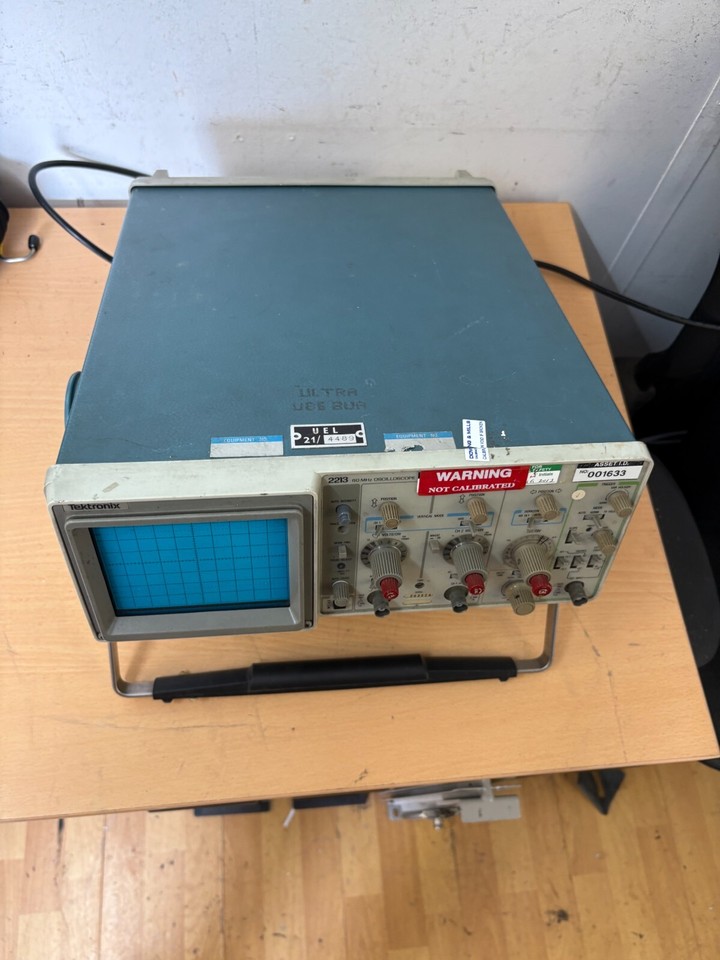 Tektronix 2213 60 MHz 2 Channel Analogue Oscilloscope (R4) | eBay UK