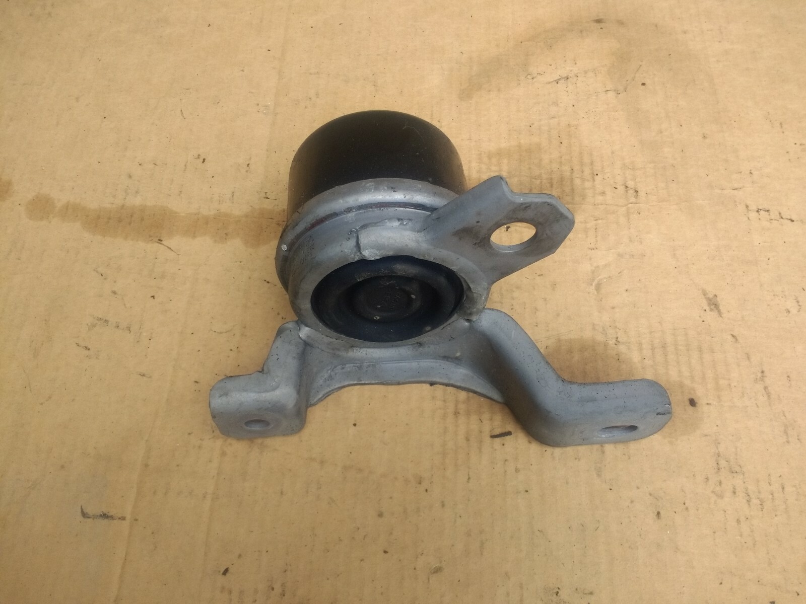 2011-2016 Volvo S60 11-16 2.5L T5 Front Right Engine Mount 30671245 OEM ...