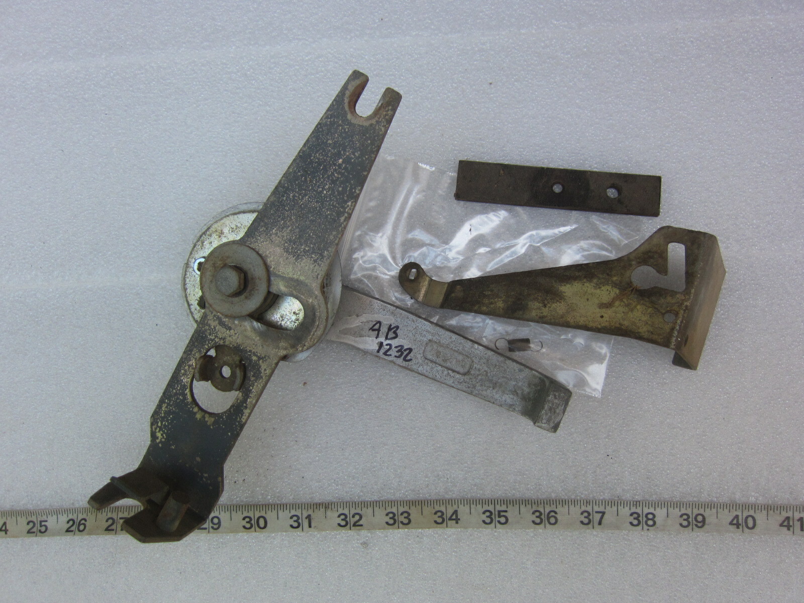 AB Allen Bradley 3P 480V Disconnect Switch Handle Assembly for 1232 ...