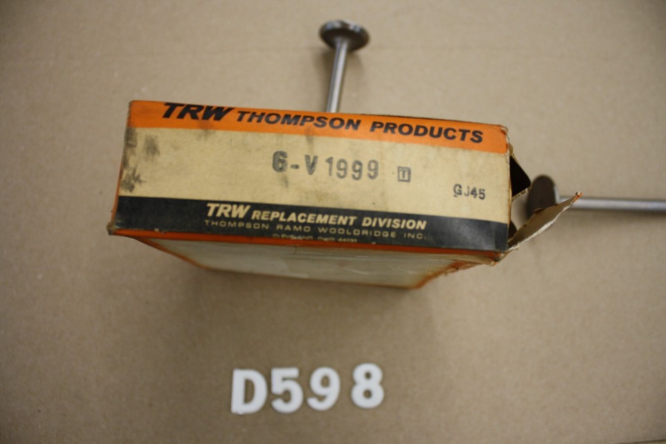 D598 - 2 NOS V1999 TRW Valves | eBay