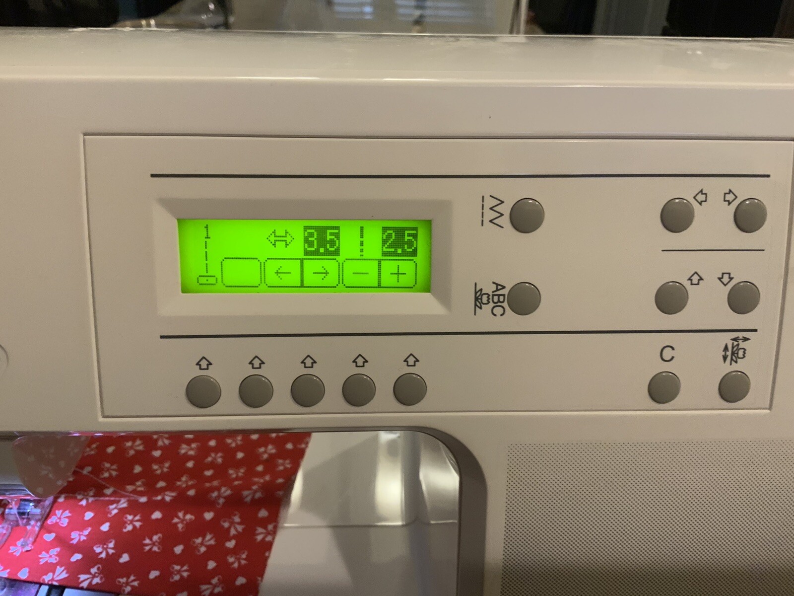 Singer Quantum 9920 Sewing Machine With Accessories | eBay