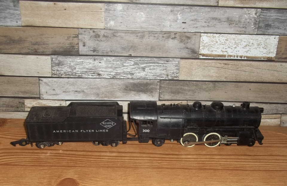 American Flyer 300 Reading Lines - 4-4-2 Steam Locomotive - S Gauge #7 ...