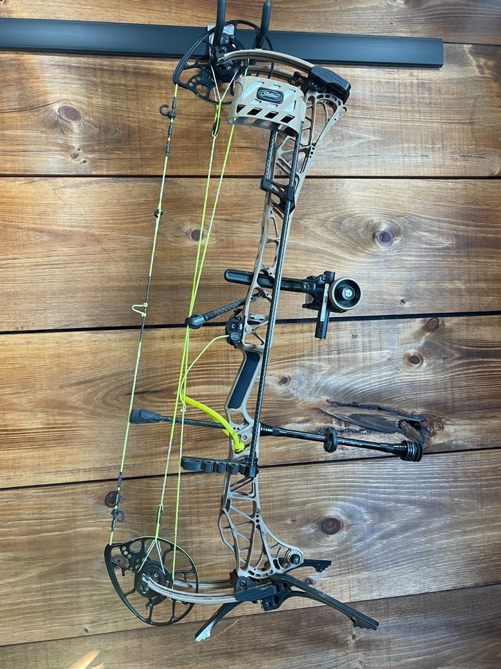 Mathews Lift 33 (earth color) | eBay