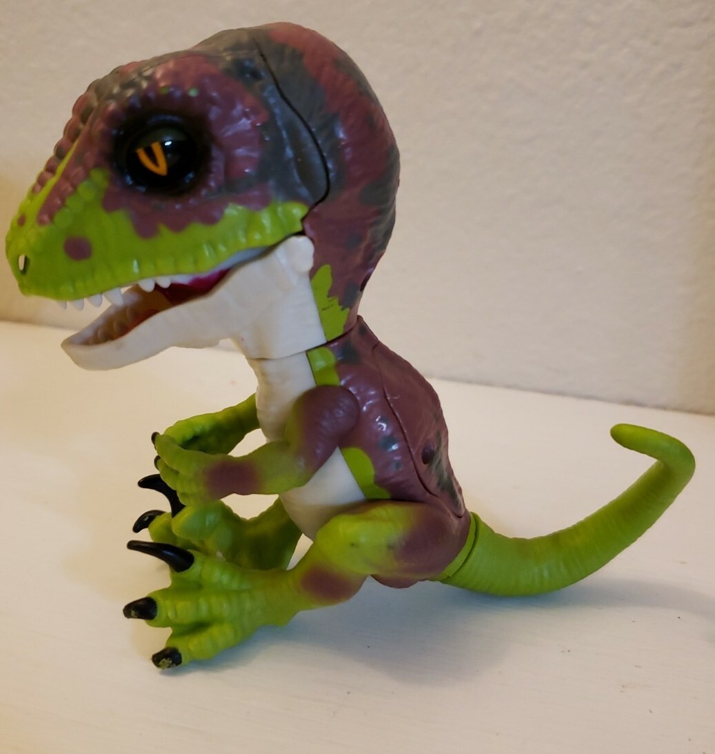 Untamed Raptor Fingerlings 4.5" Interactive | eBay