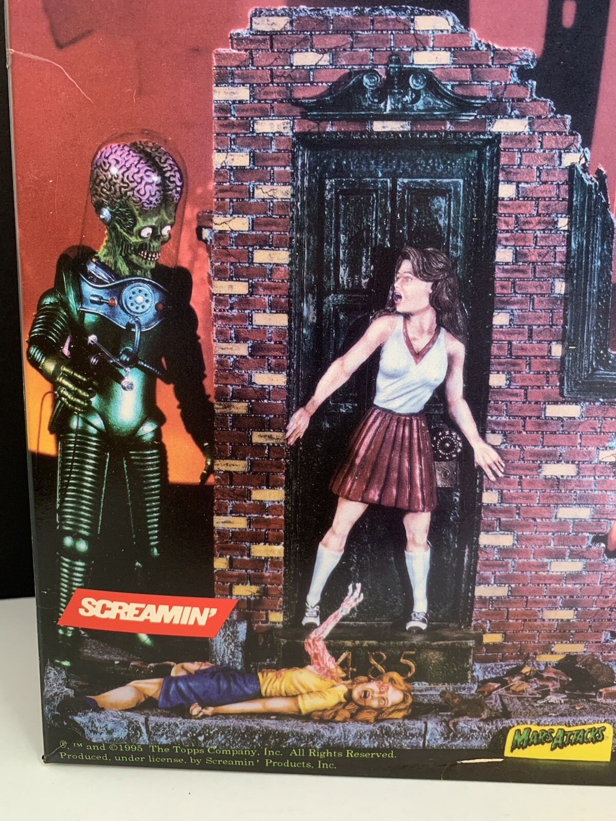 Vintage Screamin’ Mars Attacks No Place To Hide 1/8 Model Kit Diorama ...