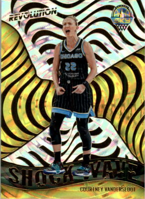 2022 Panini Revolution WNBA Shock Wave Fractal #7 Courtney Vandersloot ...
