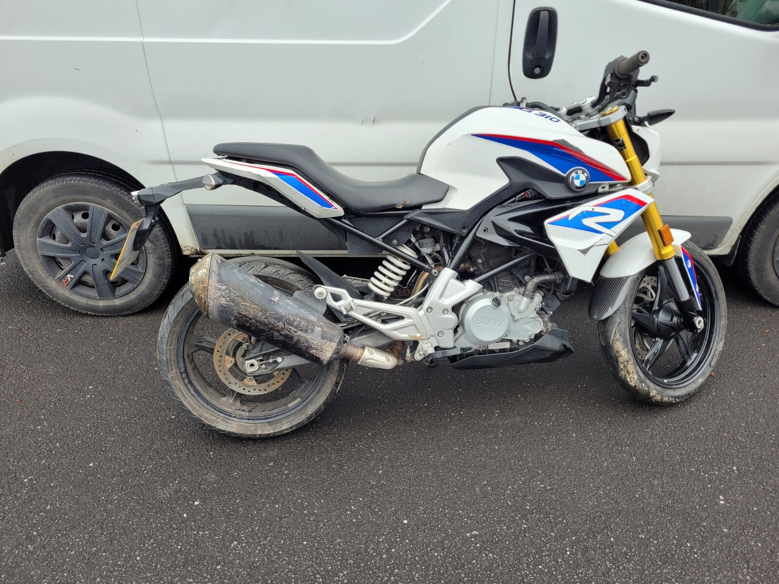 BMW G 310R GS 310 310 R..FRONT MUG GUARD.. | eBay