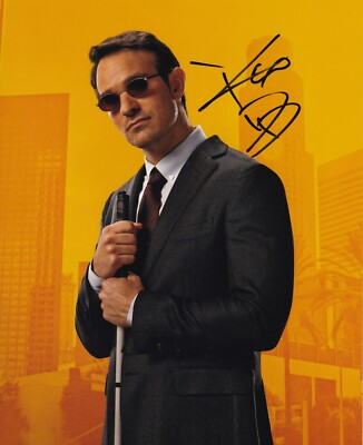 CHARLIE COX signed Autogramm 20x25cm DAREDEVIL in Person autograph COA ...