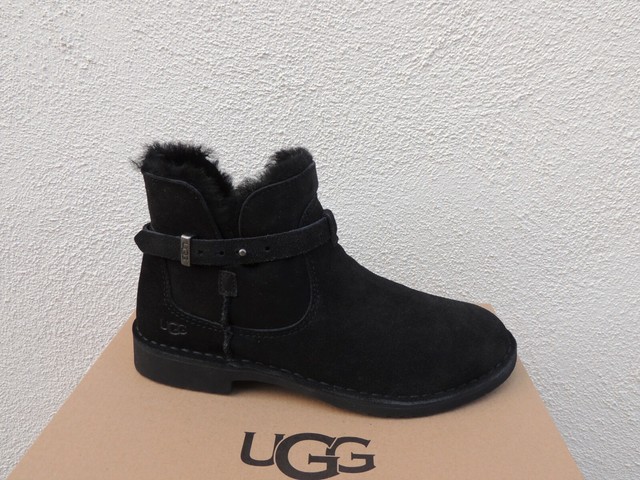 UGG Elisa Black Suede/ Sheepskin Ankle Buckle BOOTS Women US 9/ EUR 40 ...