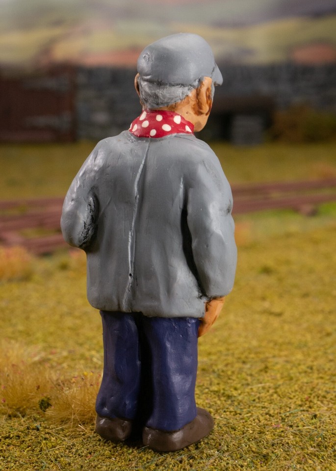 Garden Railway SM32 Mamod 16mm Live Steam Busy Bodies Figure G Scale ...
