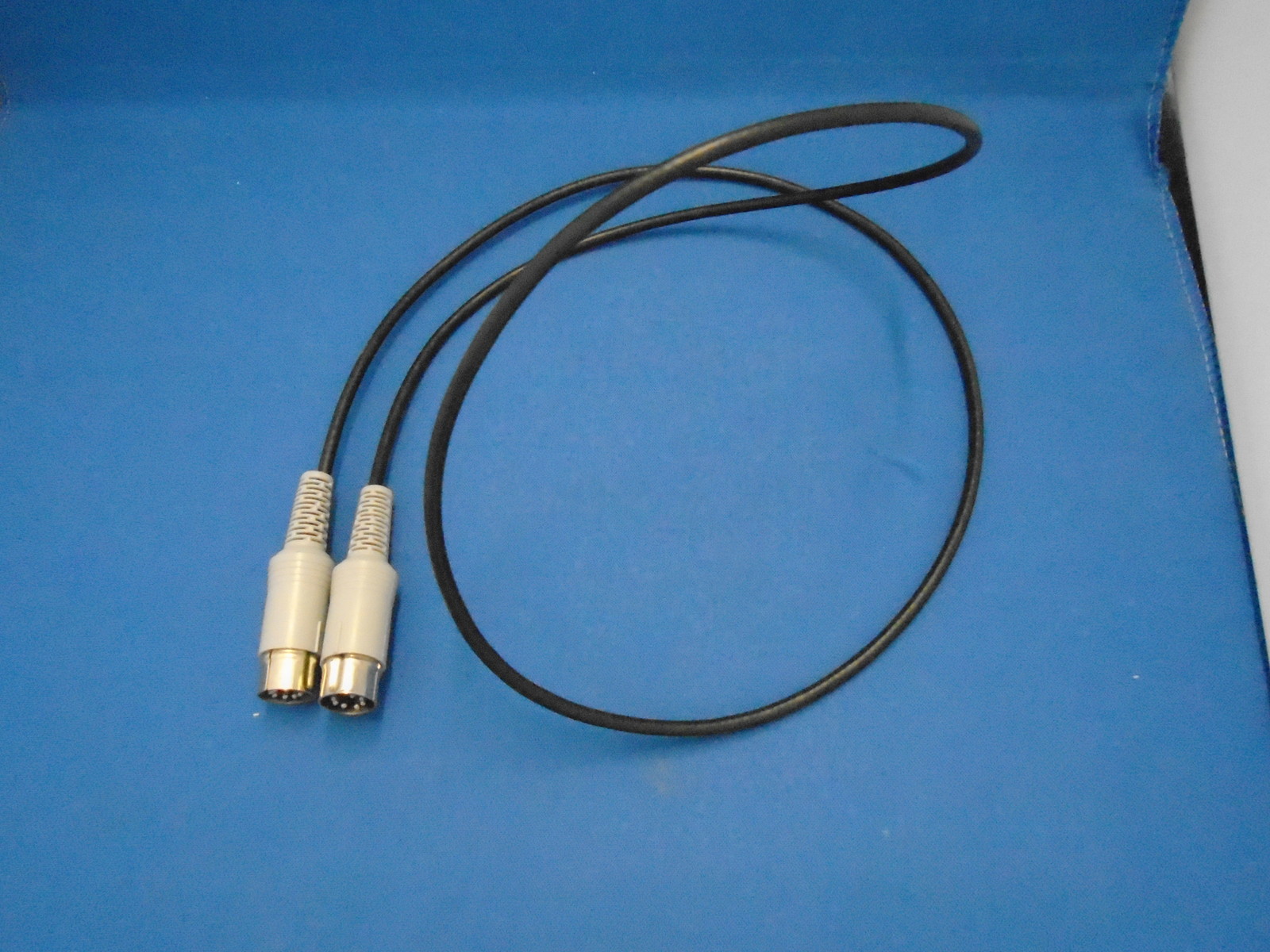 Acorn BBC Micro Model A, B, Master etc 7 pin DIN to 7pin DIN cassette ...