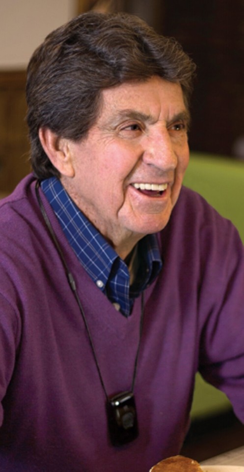 Senior Citizen One Button Emergency 911 Only Cell Phone - No Fees No ...